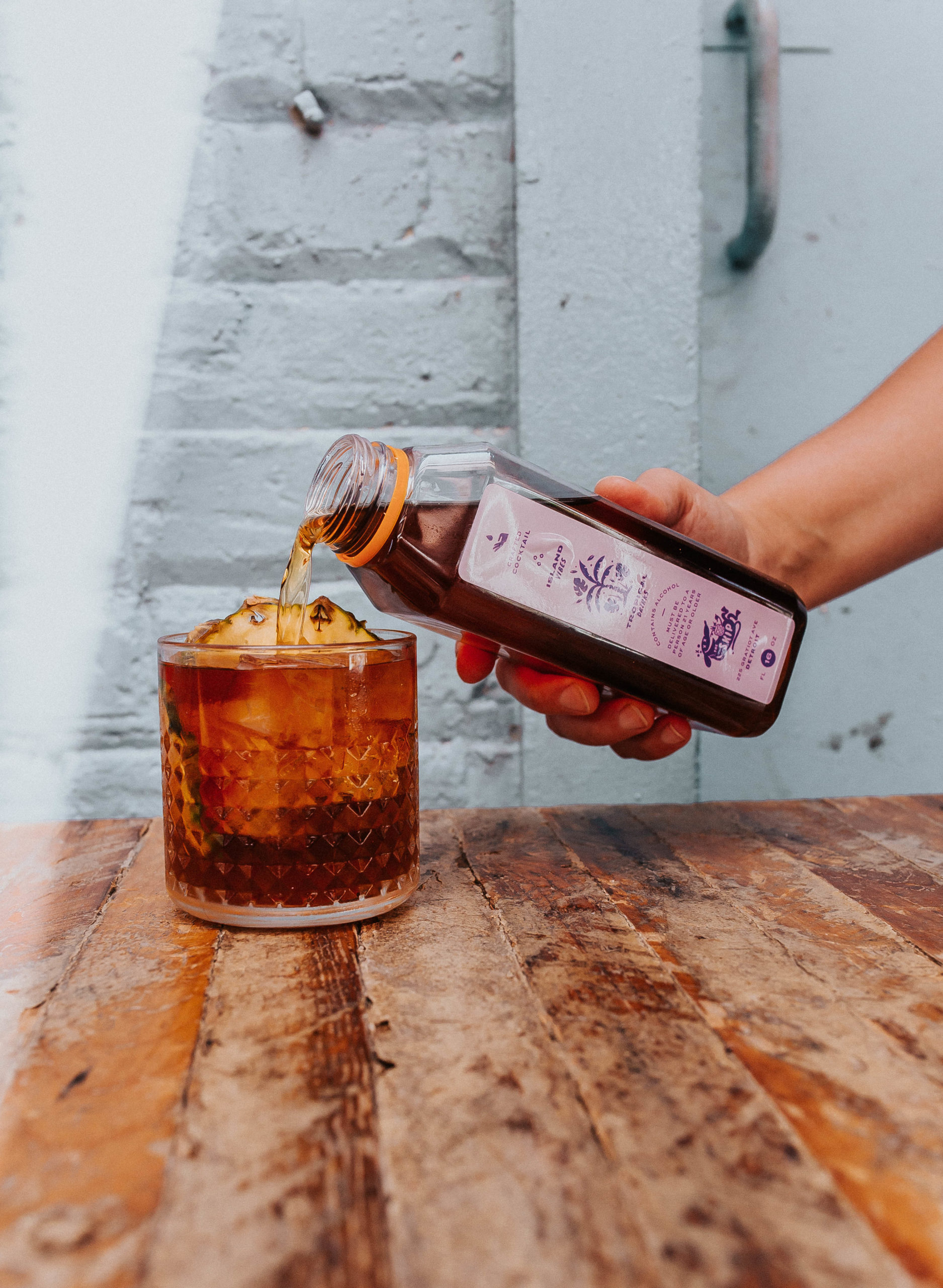 Metro Detroit Bars & Restaurants with Cocktails To Go - Chevy Detroit